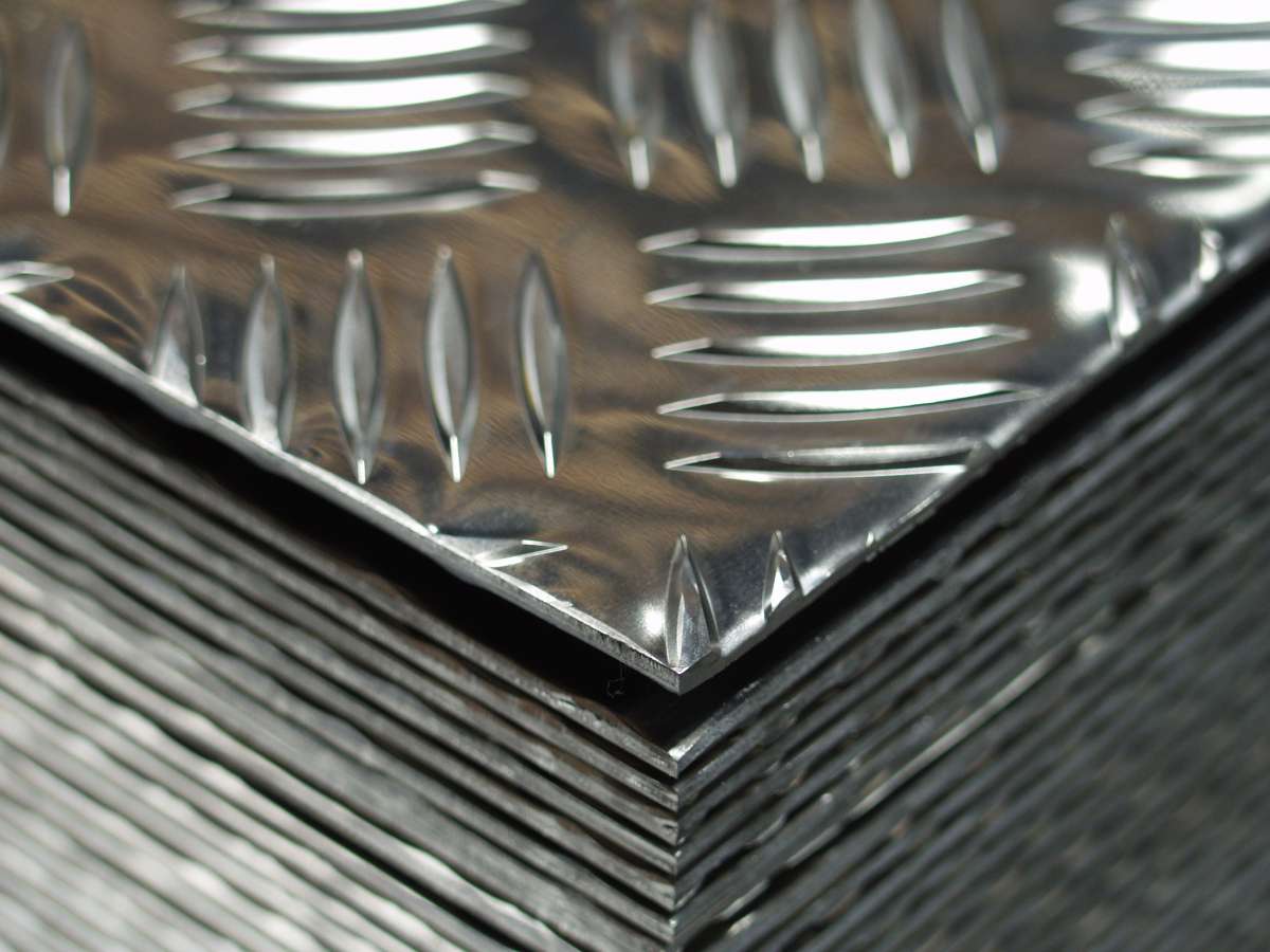 Zuschnitt: Alu Riffelblech Quintett EN AW-5754 H114 | Zuschnitte | AMCO ...